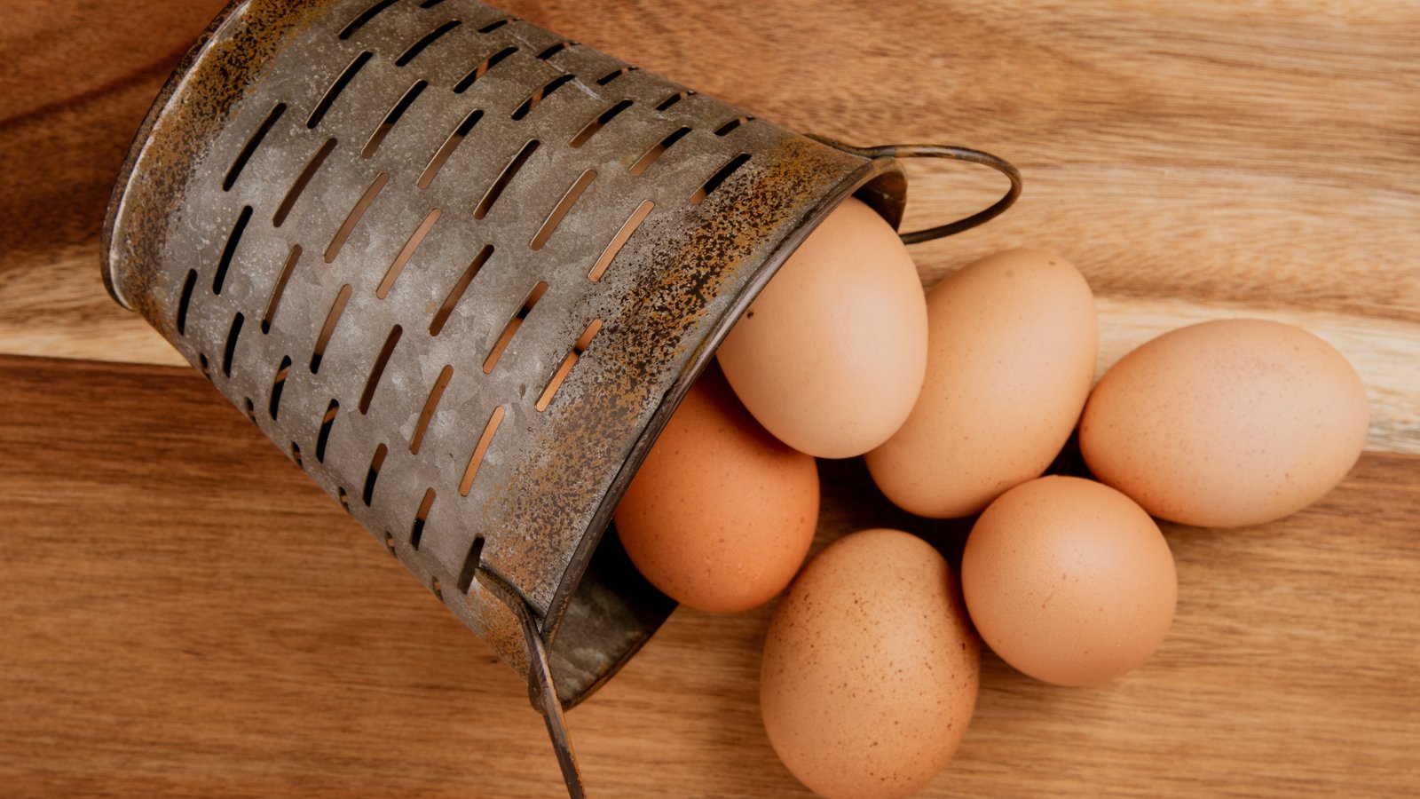 There's a Simple Food Waste-Busting Trick for Eggs That You Should ...