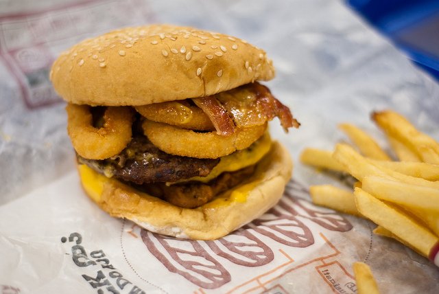 7 Of Your Bad Habits That Are Bad For The Environment, Too