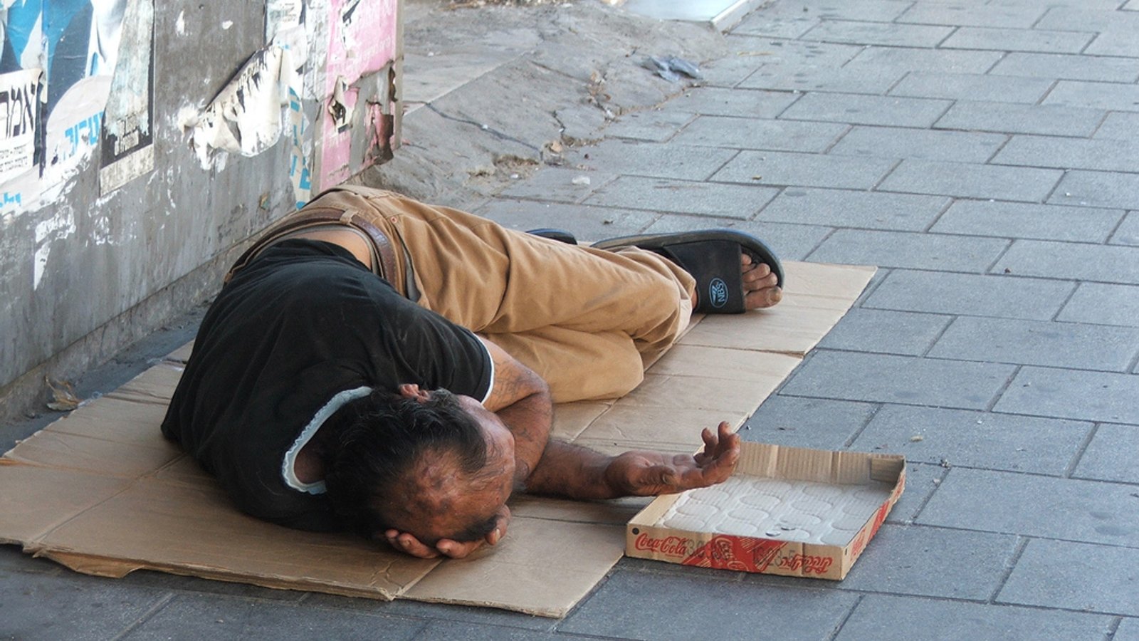 5 Ways to Help Homeless People During the Summer Heatwave