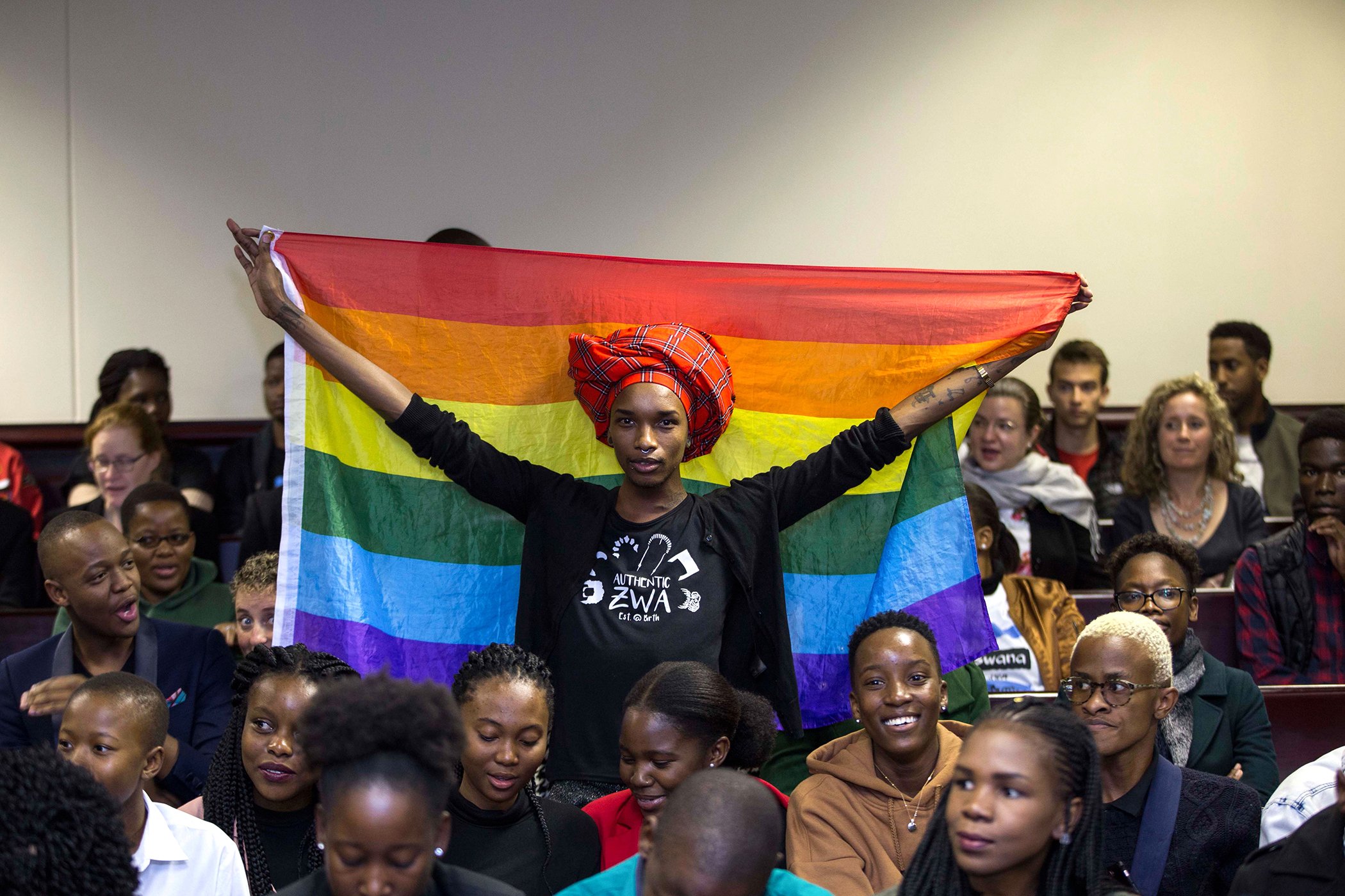 18 Empowering Photos of LGBTQ Pride Around the World