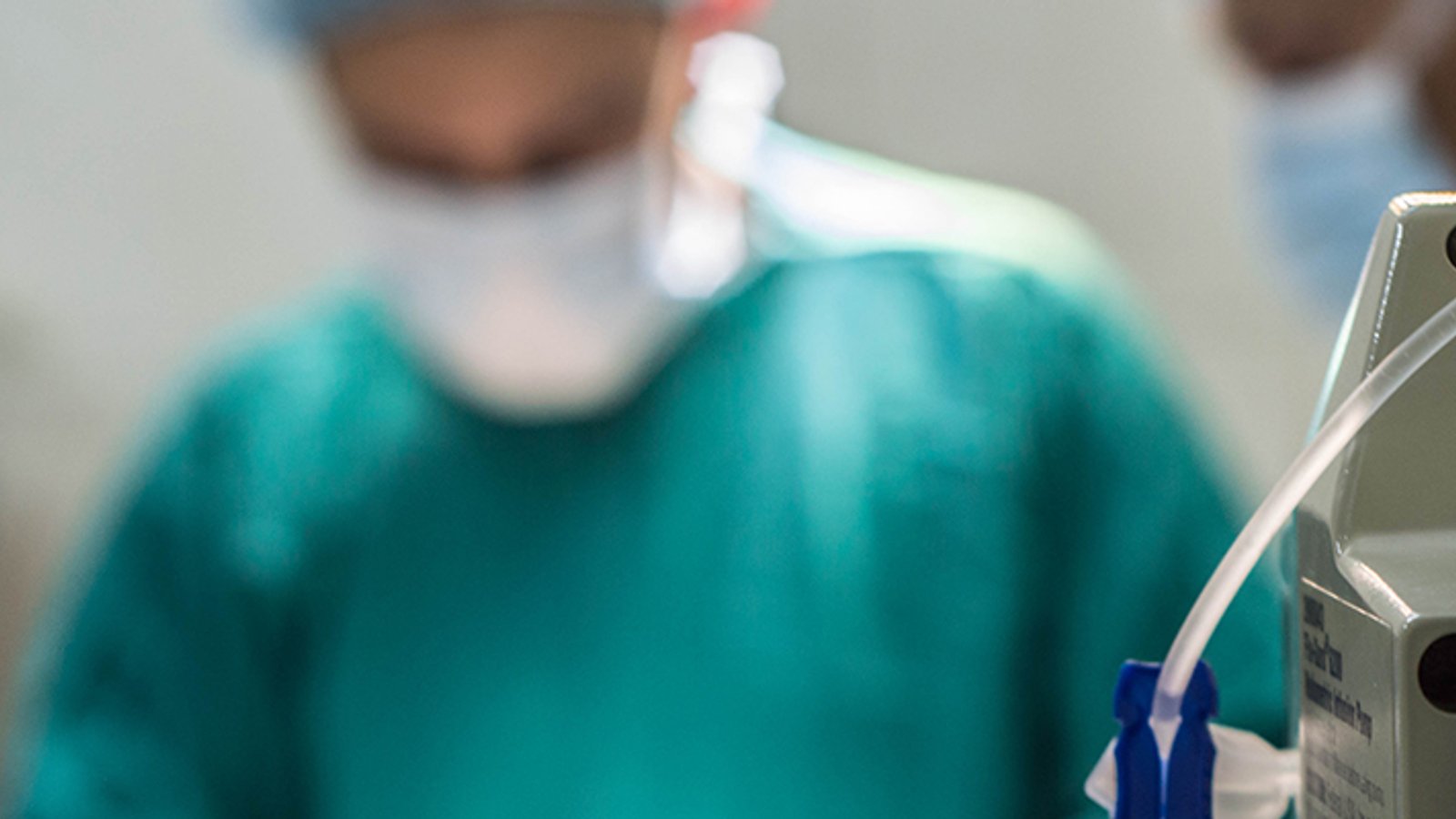Genius Inflatable Operating Theatre Fits in a Backpack So Surgery Can ...