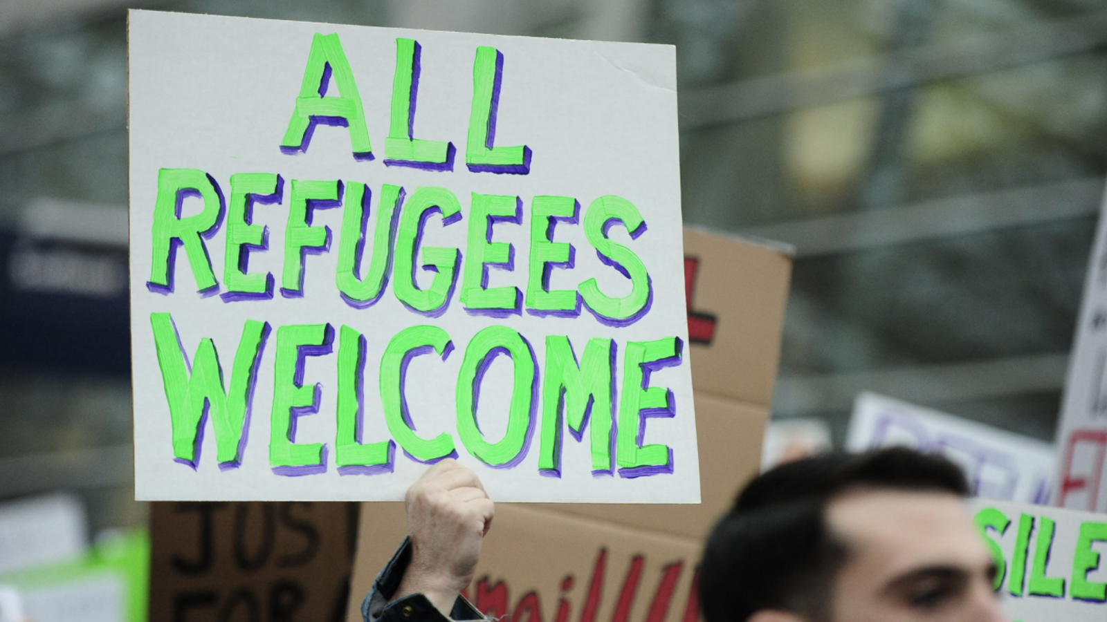 7 Actions to Support the World’s Refugees That You Can Take Right Now