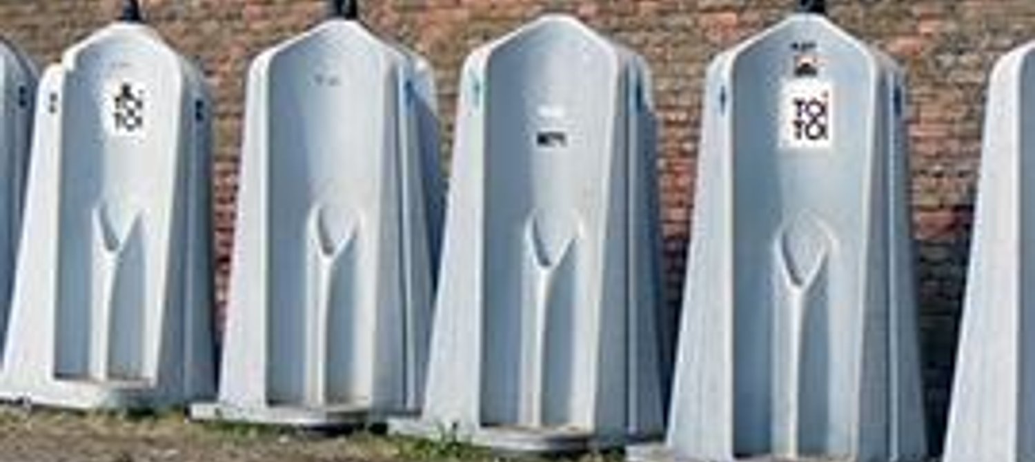 14 insane pics of toilets from around the world