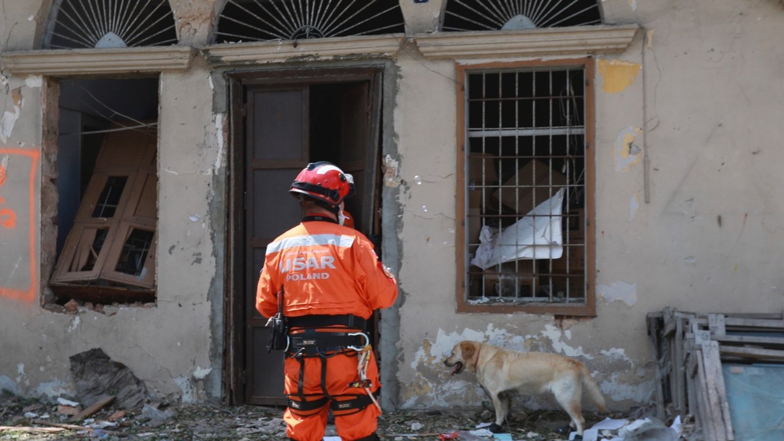 Beirut Blast: Vulnerable Residents Struggle to Rebuild 1 Year After the ...