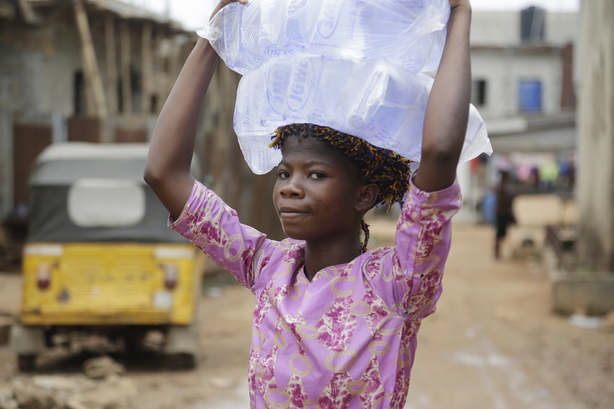 10 Pictures of How People Around The World Get Their Water