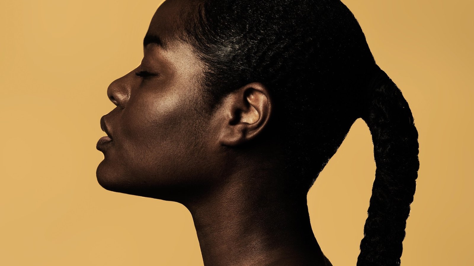 Everyone Should Learn How to Talk About Colorism, Not Just BIPOC