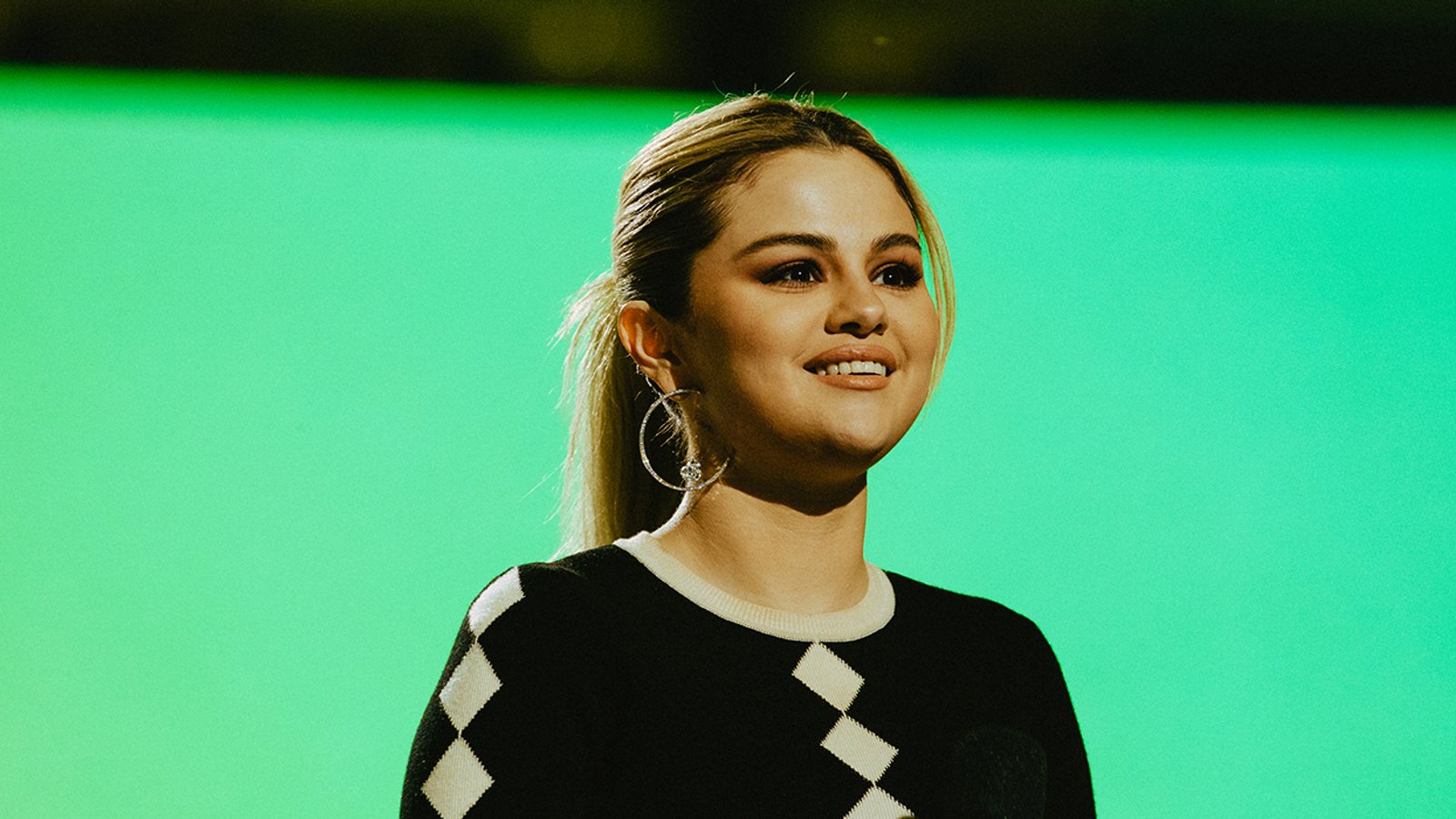 headers selena gomez